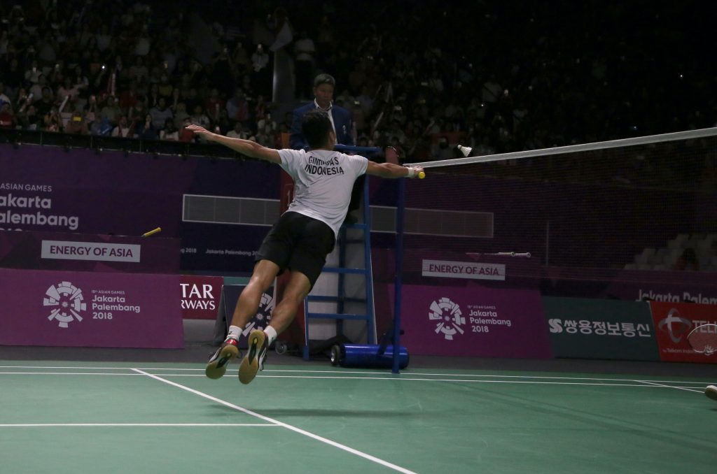 Common Badminton Injuries | PhysioRoom